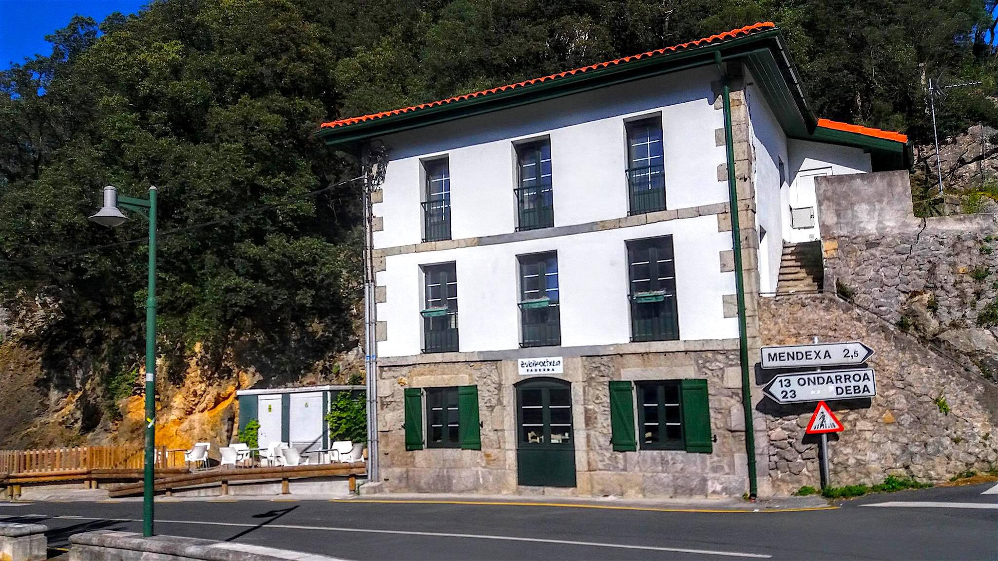 Zubiko Etxea Taberna | Macarfi